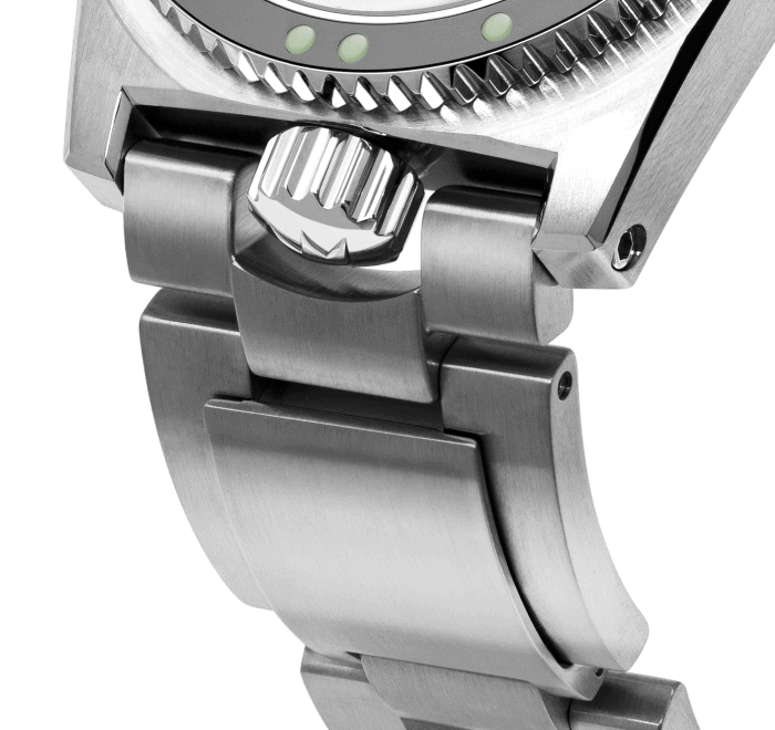 ZRC | ゼット・アール・シー 正規時計専門店 貴人館 ｜ 大阪で腕時計のお求めは正規時計専門店 | 貴人館